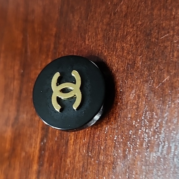 CHANEL | Accessories | Chanel Black Button W Gold Cc Center | Poshmark